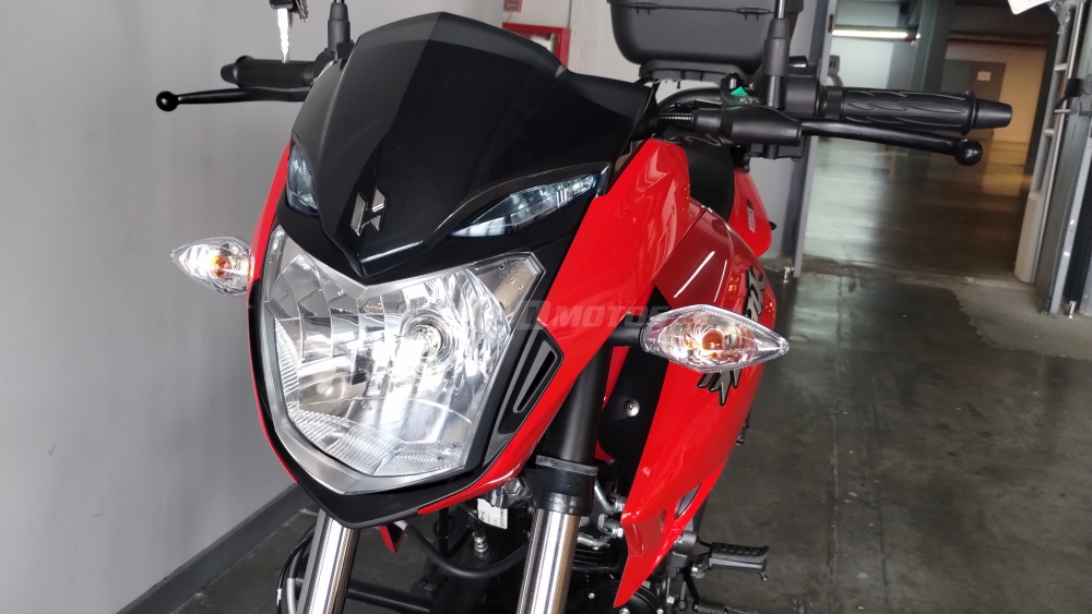 Moto Hero Hunk 190 FI - ABS + Baul de Regalo LIQUIDACION