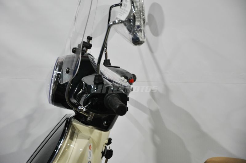 Moto Motomel Strato Euro 150cc tipo Vespa 2020