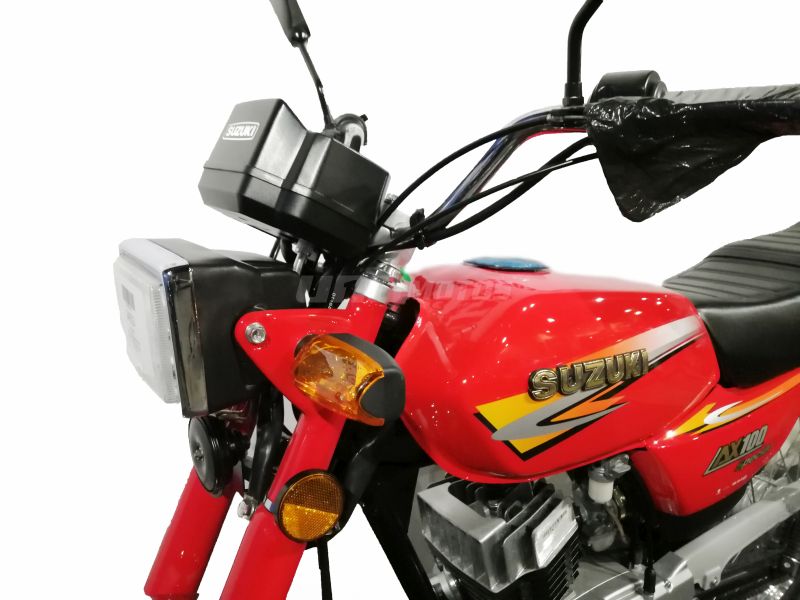 Moto Suzuki AX 100 Bordo