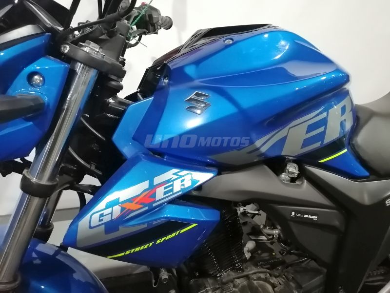 Moto Suzuki Gixxer GSX 150